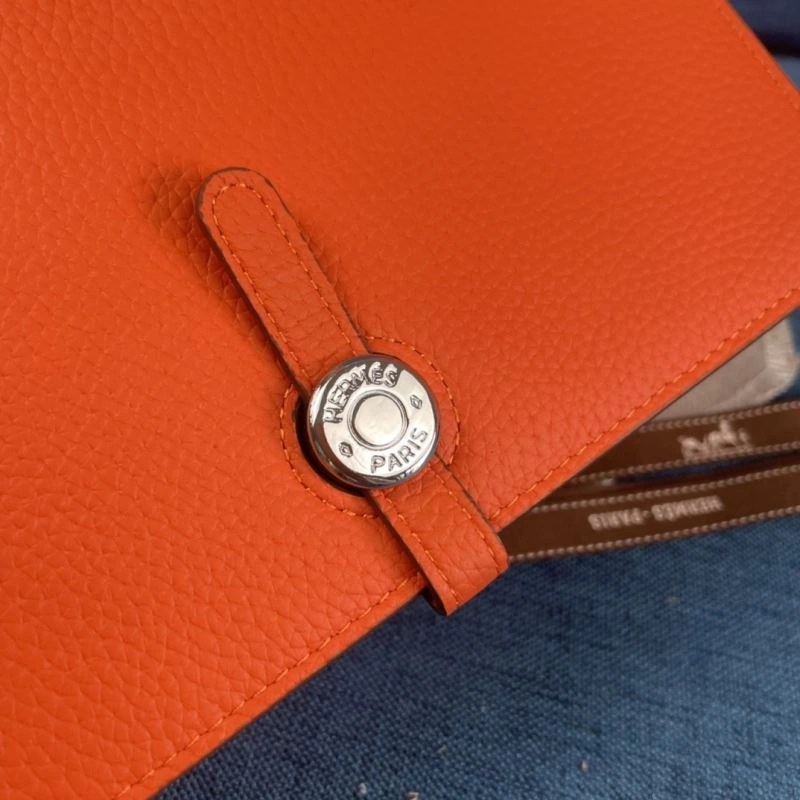 Accurate model Hermes Wallets Purse