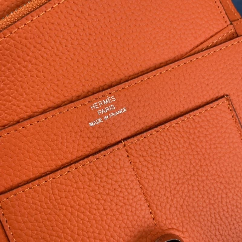 Accurate model Hermes Wallets Purse