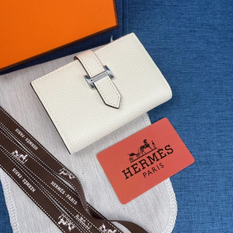 Indistinguishable Hermes Wallets Purse