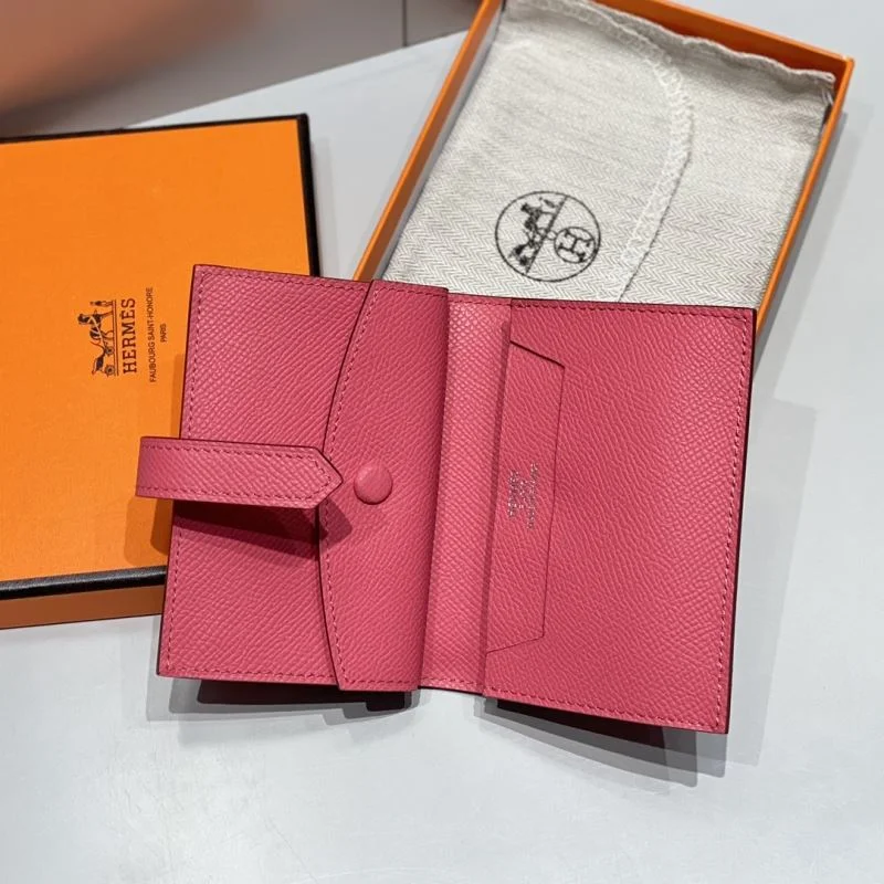 Indistinguishable Hermes Wallets Purse
