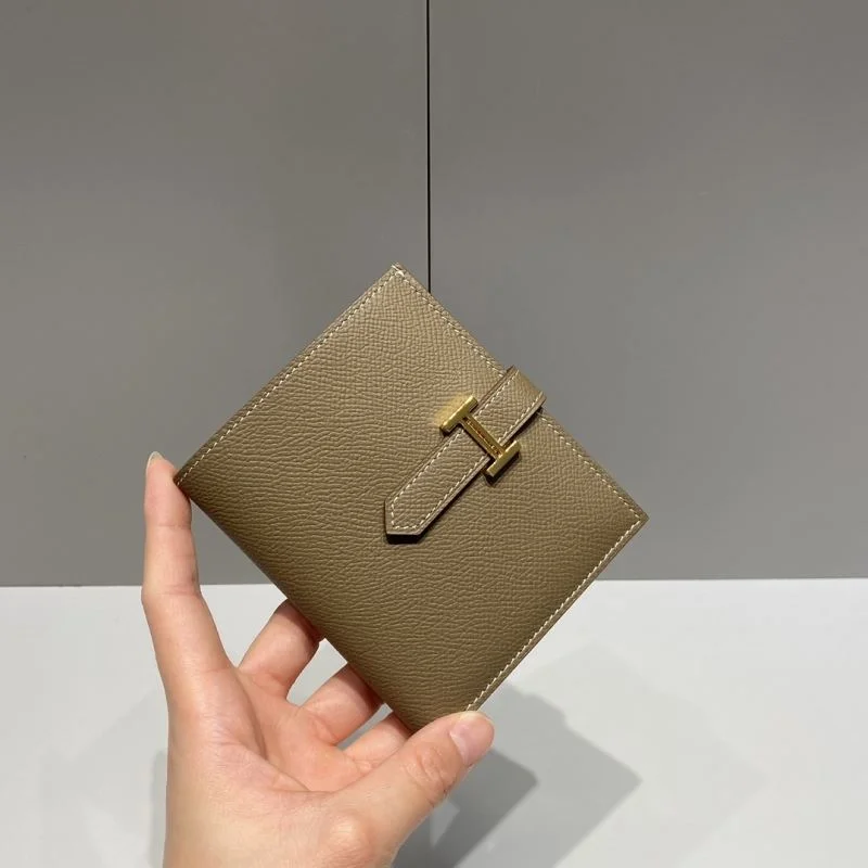 Budget-friendly Hermes Wallets Purse