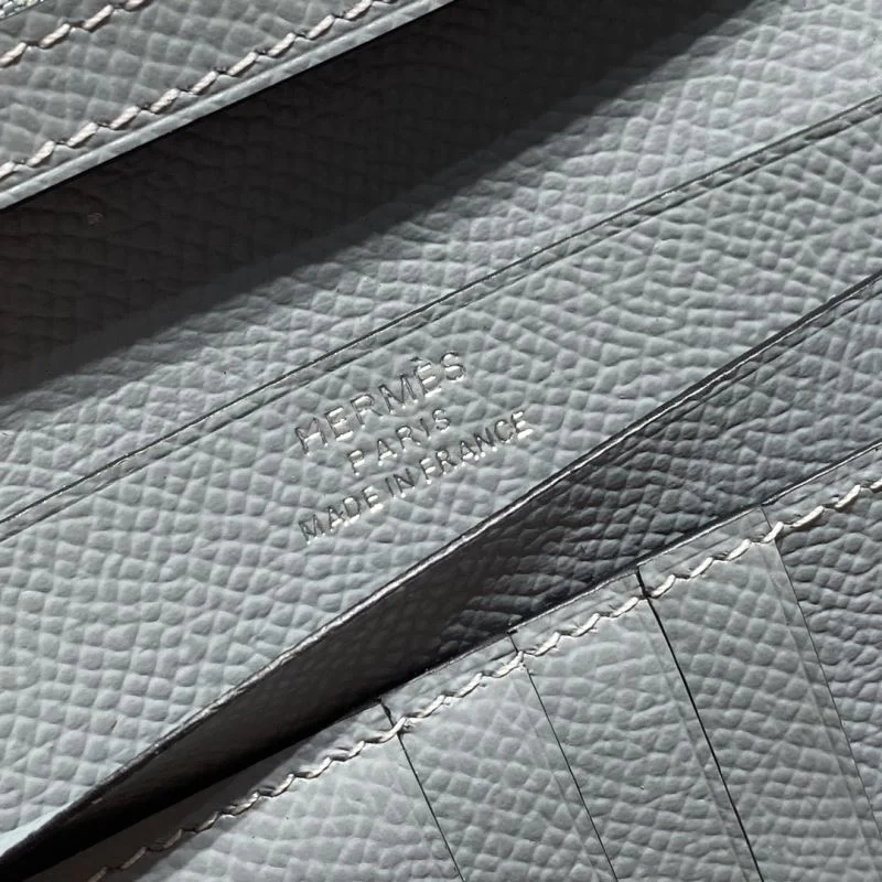 Indistinguishable Hermes Wallets Purse