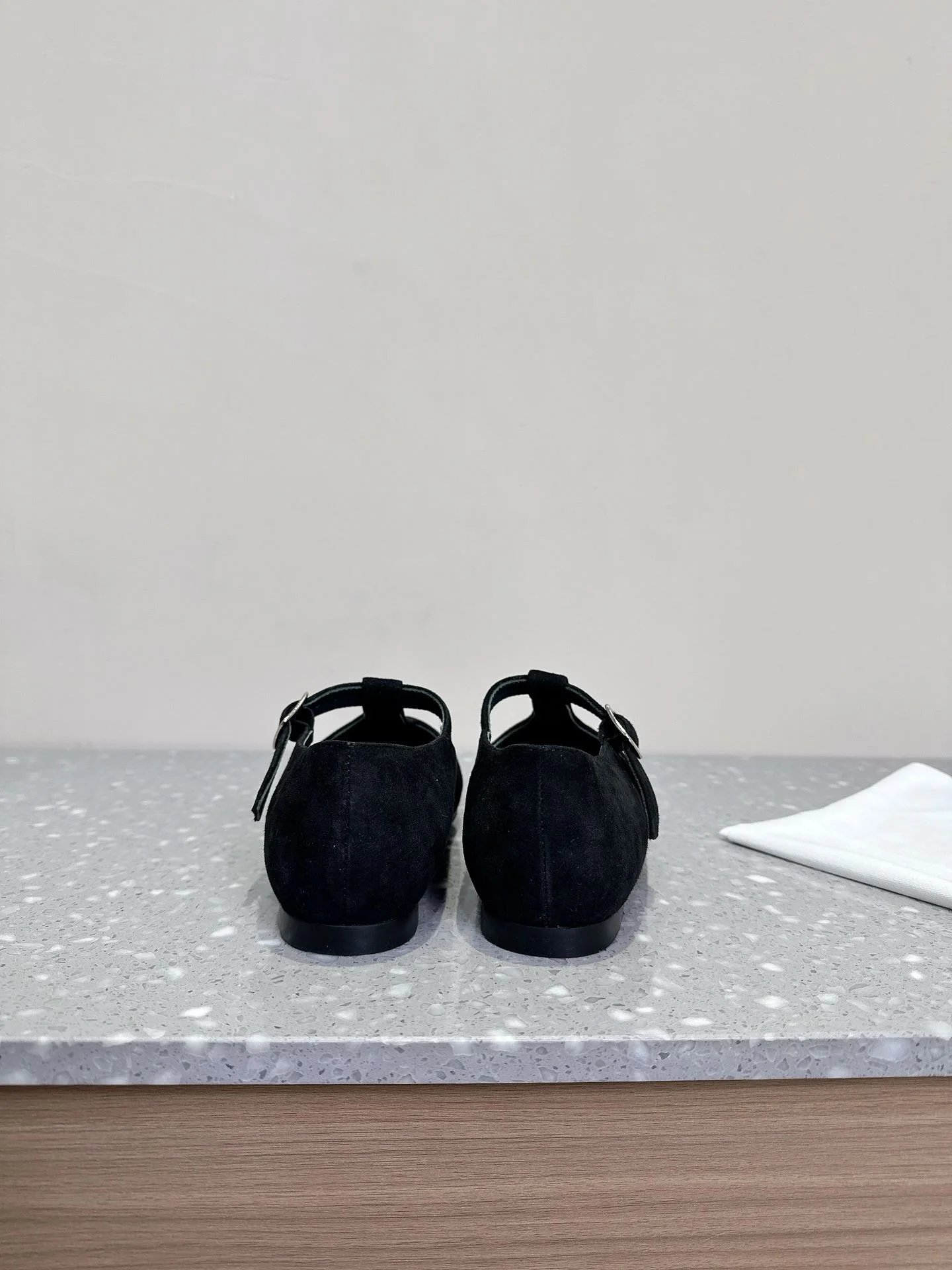 Top mirror Hidemi Shoes