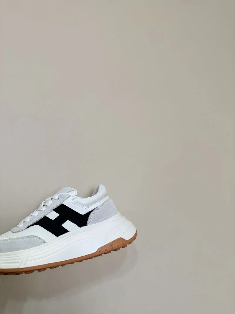 Accurate model Hogan Shoes
