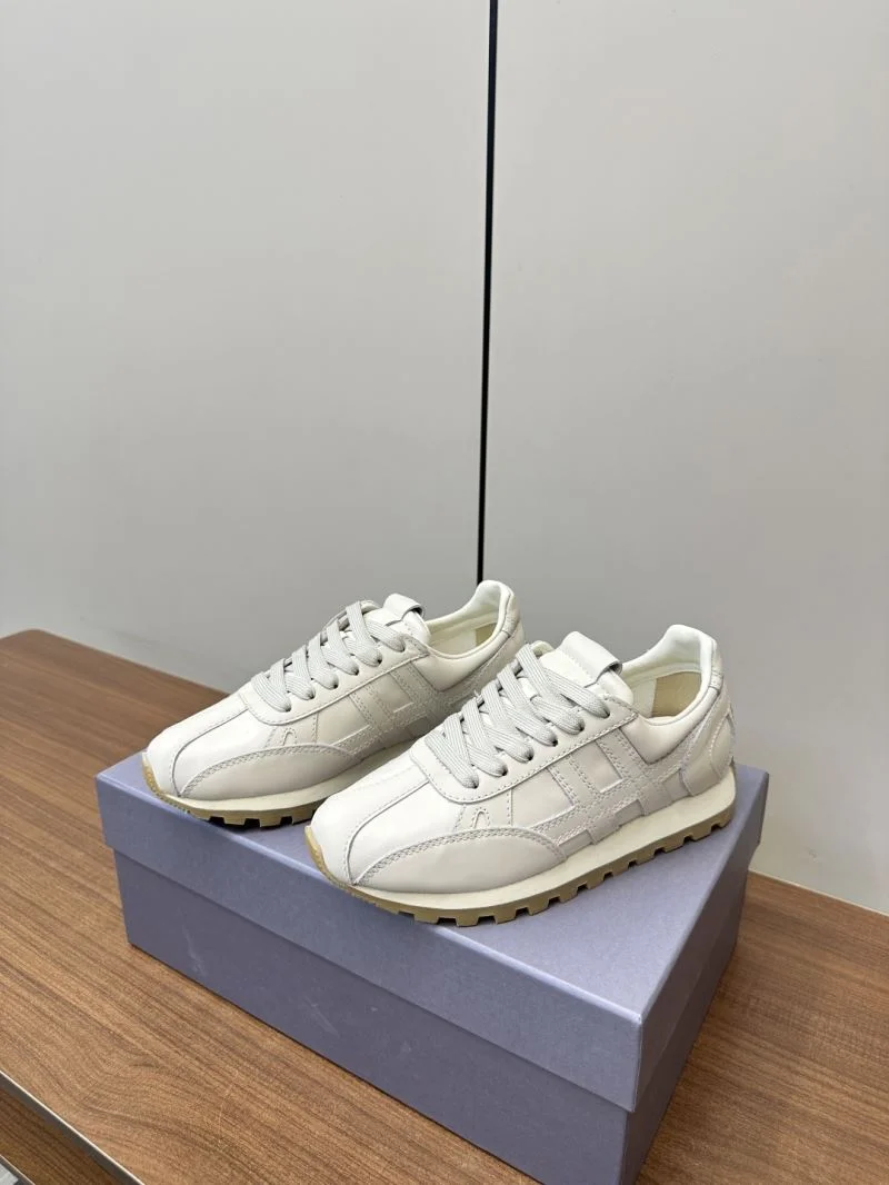 Accurate model Hogan Shoes