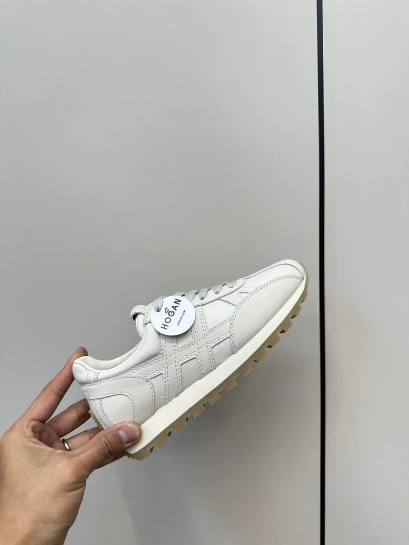 Accurate model Hogan Shoes
