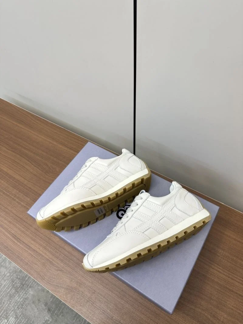 Accurate model Hogan Shoes