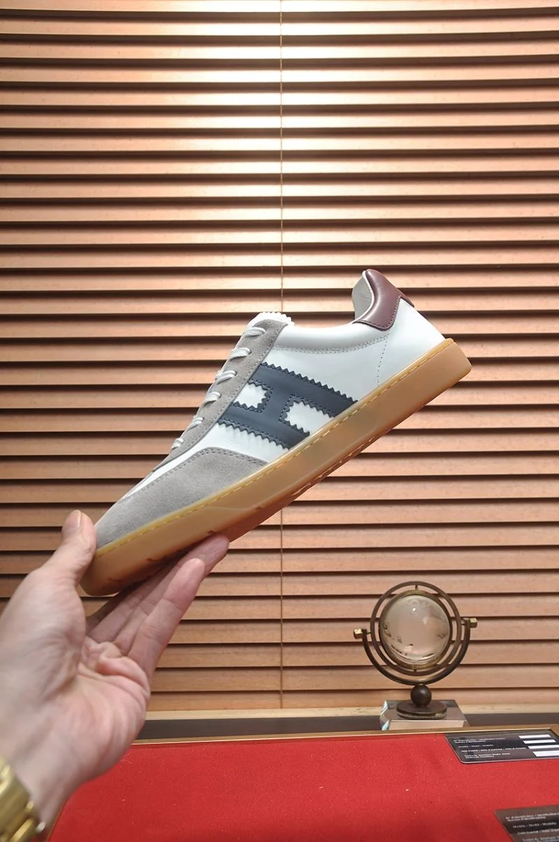 Exact replica Hogan Shoes