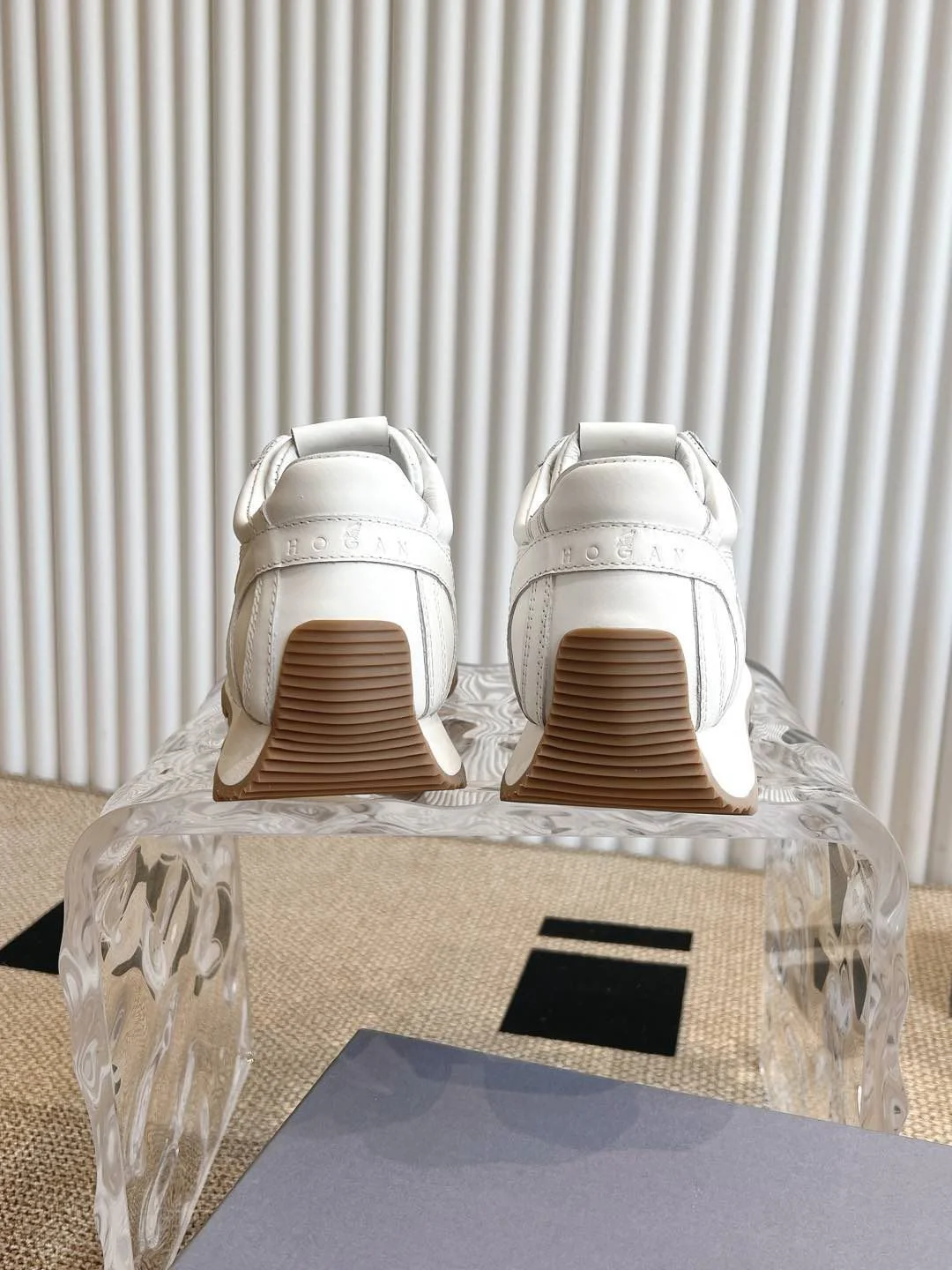 Exact replica Hogan Shoes