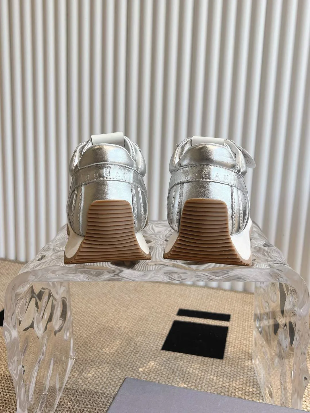 Exact replica Hogan Shoes