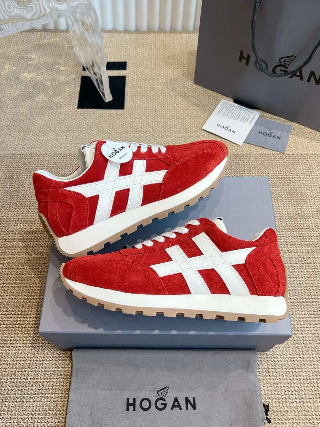 Accurate model Hogan Shoes