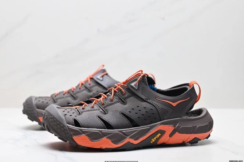 Accurate model Hoka Sandals