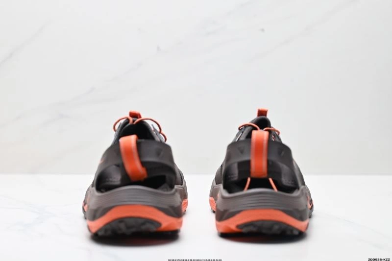 Accurate model Hoka Sandals