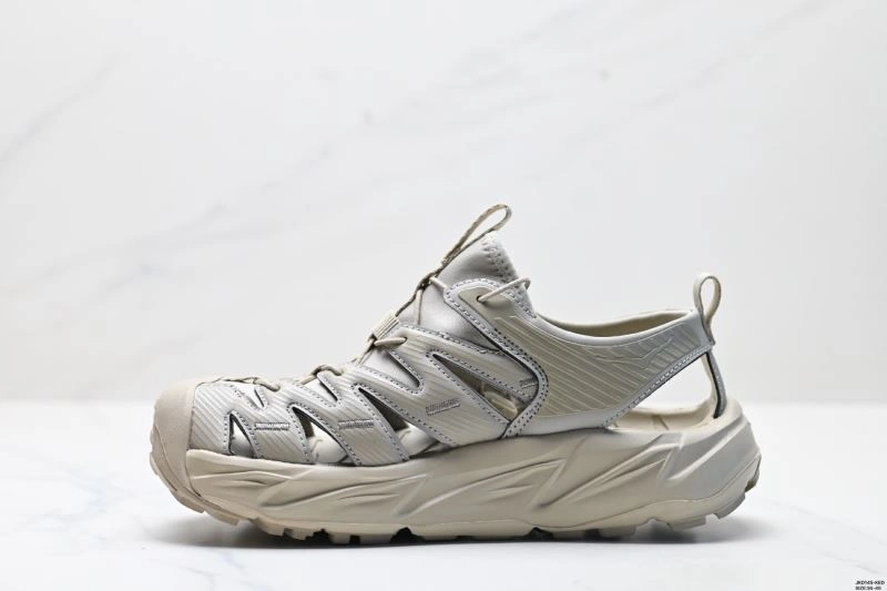 Top mirror Hoka Sandals
