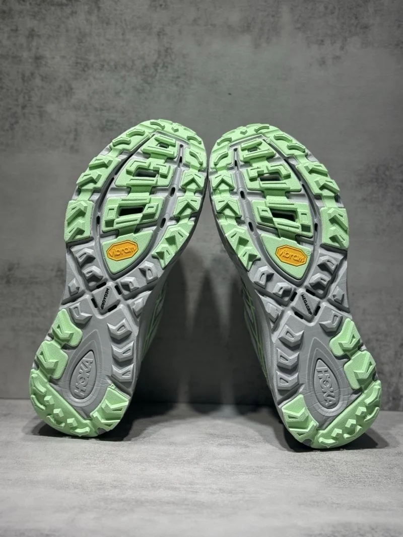 Low-cost Hoka Shoes