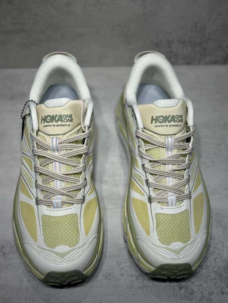 Top mirror Hoka Shoes