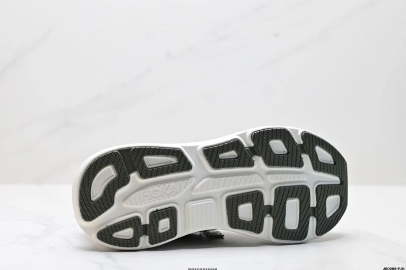 Low-cost Hoka Shoes