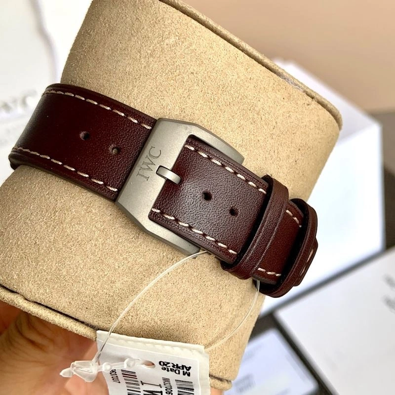 Low-cost IWC Watches