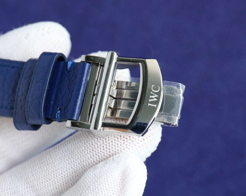 Low-cost IWC Watches