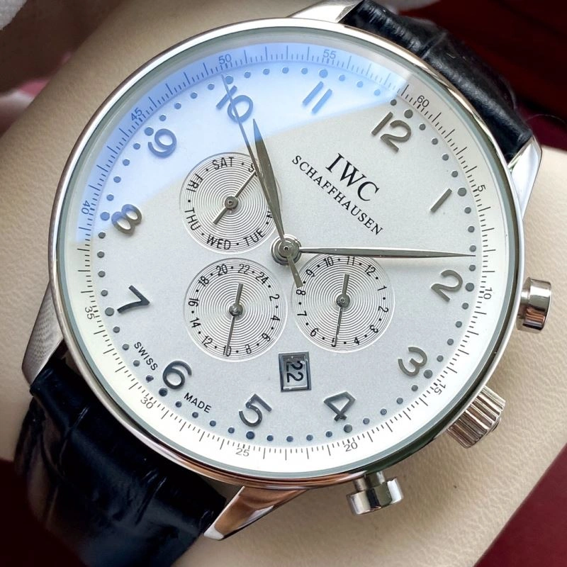 Top mirror IWC Watches