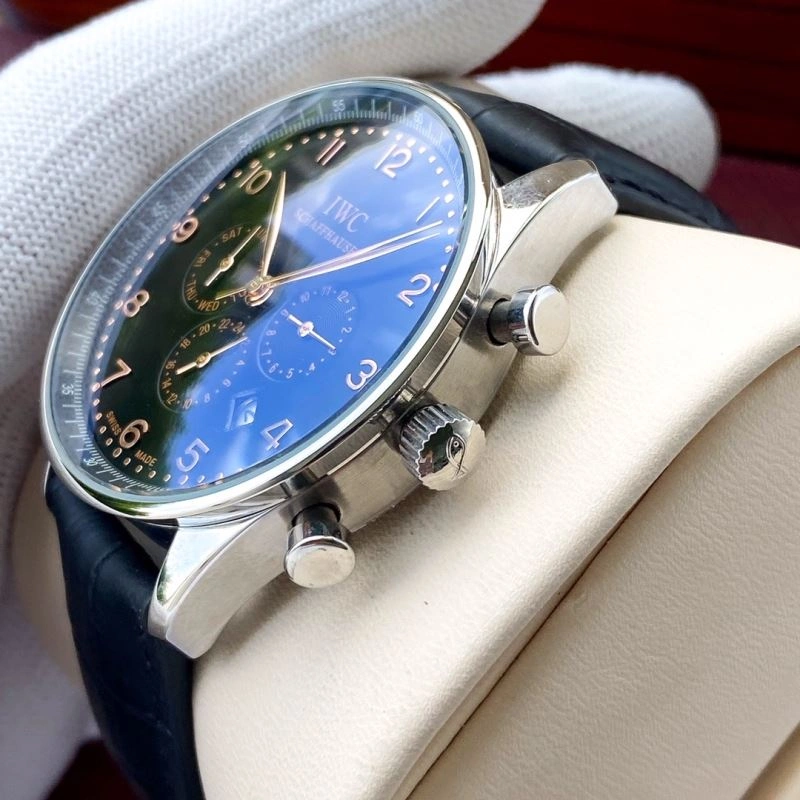 Top mirror IWC Watches