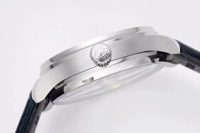 Brand-authenticated IWC Watches