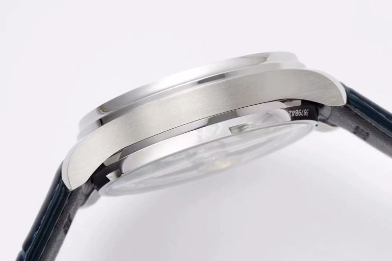 Brand-authenticated IWC Watches