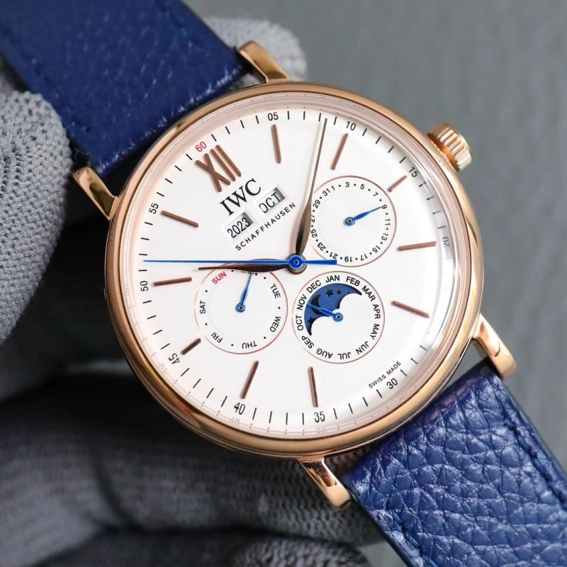 Top mirror IWC Watches
