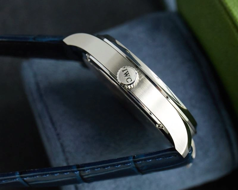 Brand-authenticated IWC Watches