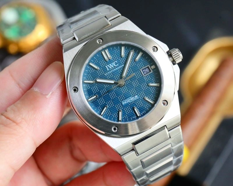 Top mirror IWC Watches