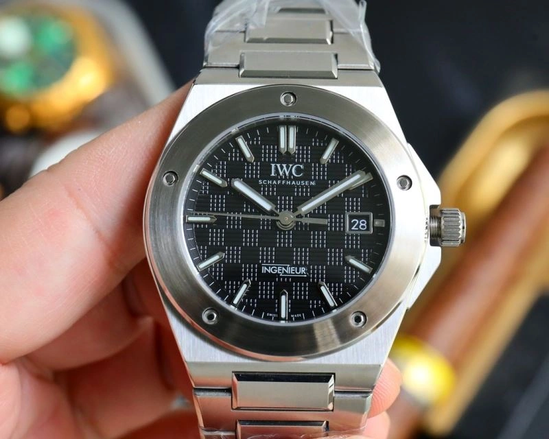 Top mirror IWC Watches