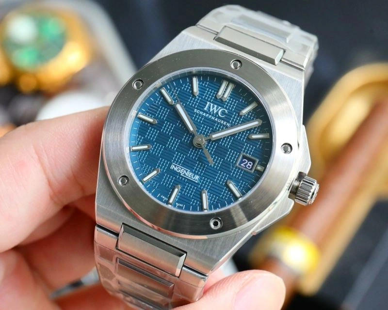 Top mirror IWC Watches