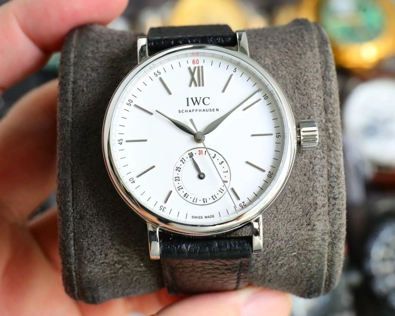 Top mirror IWC Watches