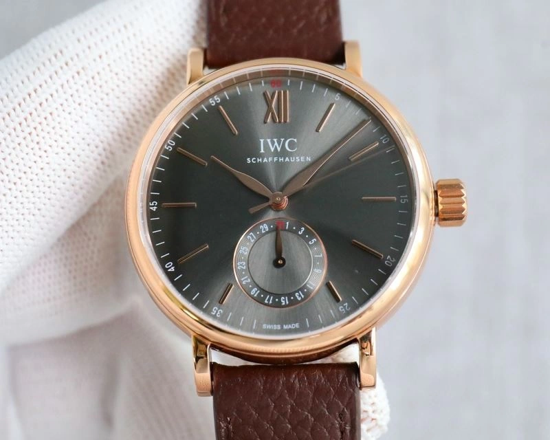 Top mirror IWC Watches