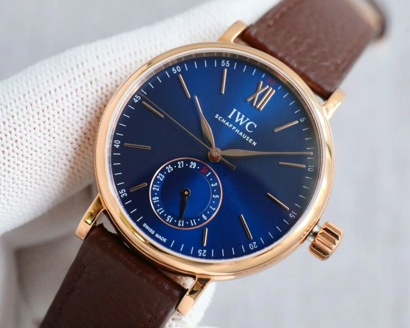 Top mirror IWC Watches