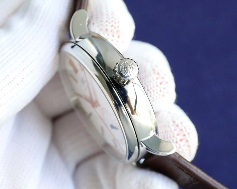 Top mirror IWC Watches