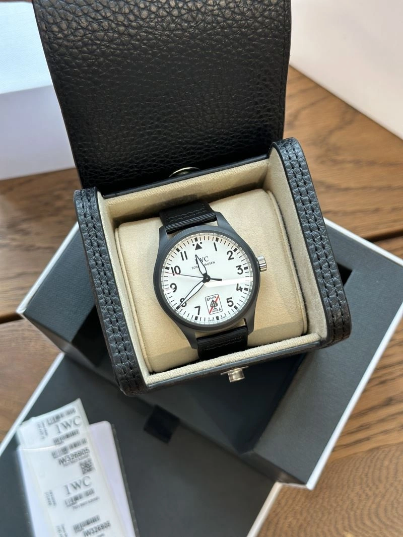 Top mirror IWC Watches