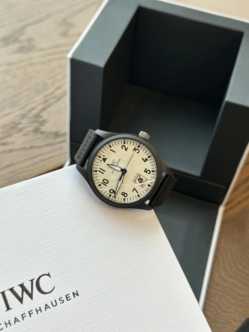 Top mirror IWC Watches