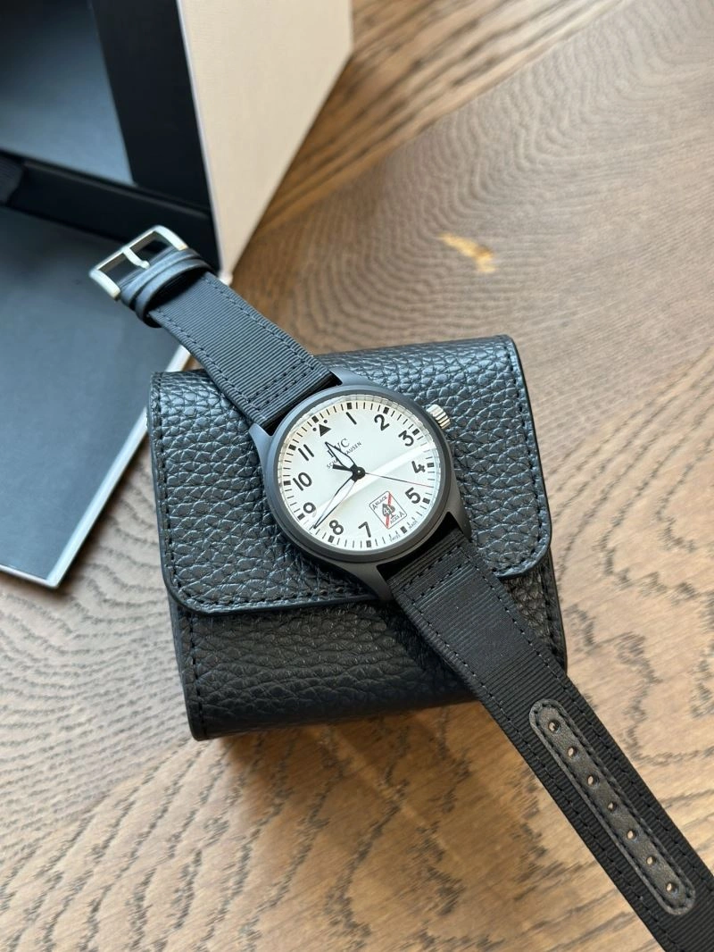 Top mirror IWC Watches