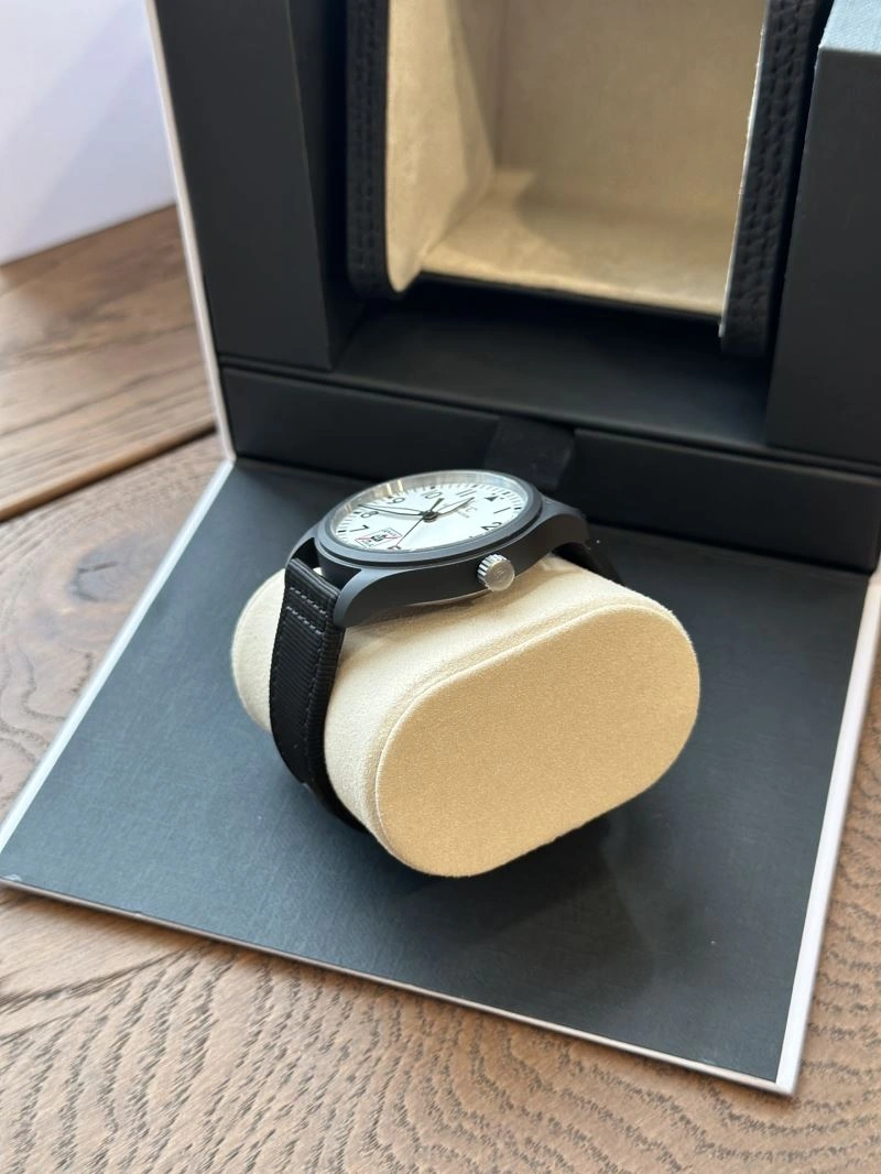 Top mirror IWC Watches