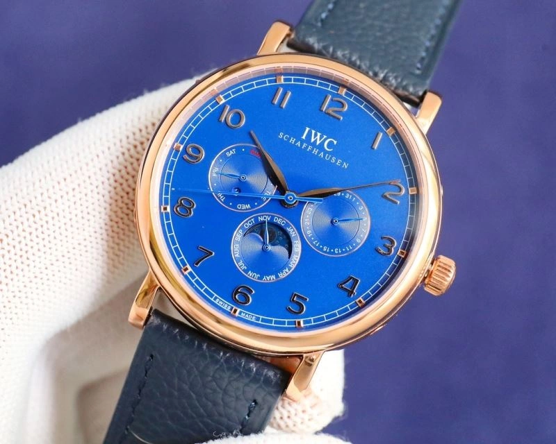 Top mirror IWC Watches