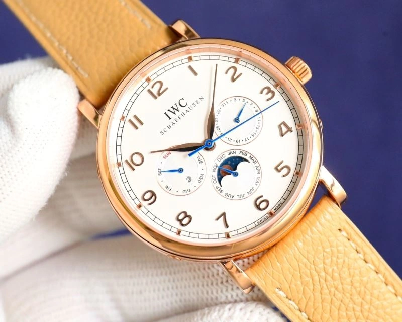 Top mirror IWC Watches
