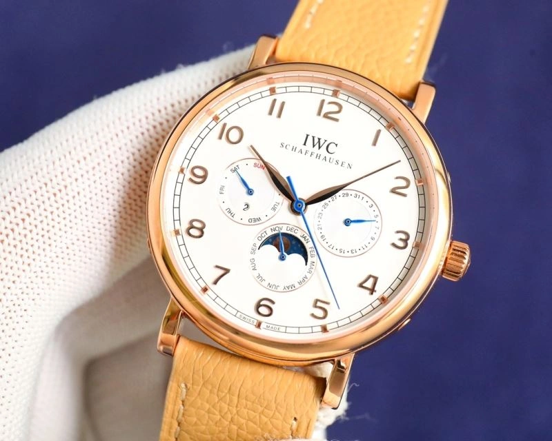 Top mirror IWC Watches