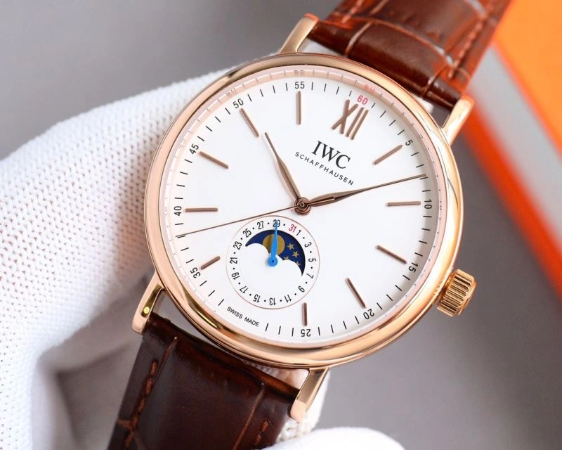 Top mirror IWC Watches