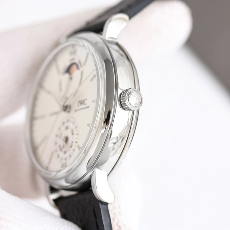 Low-cost IWC Watches