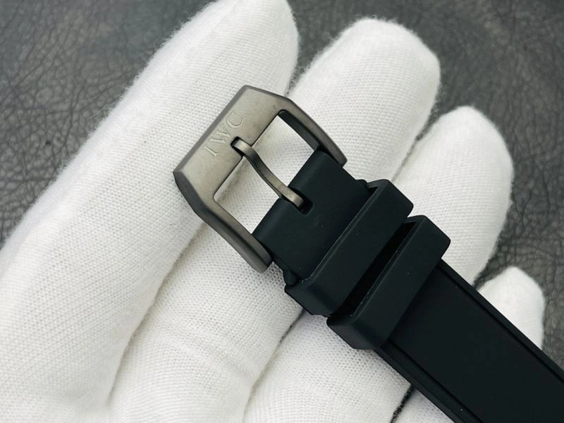 Low-cost IWC Watches