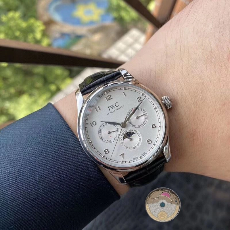 Low-cost IWC Watches