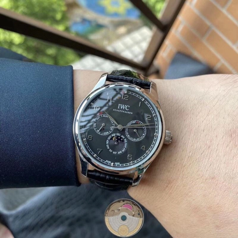 Low-cost IWC Watches