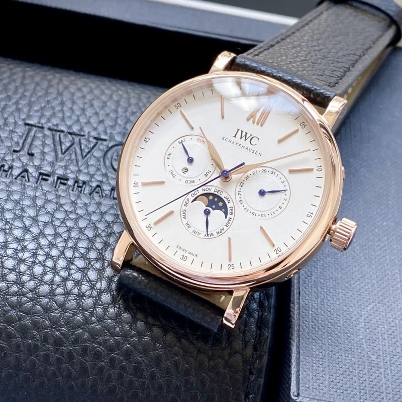 Low-cost IWC Watches