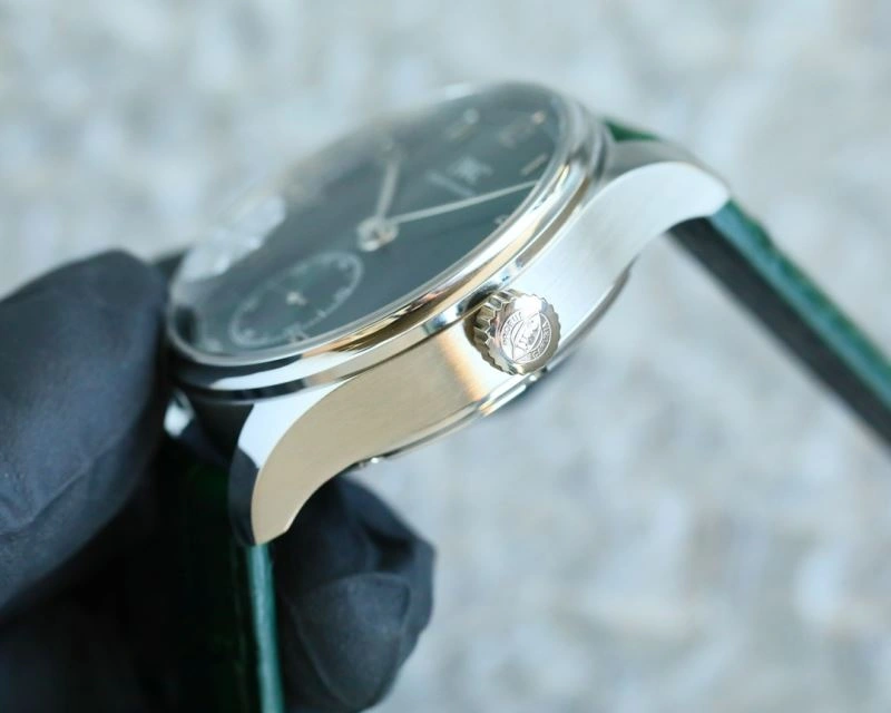Low-cost IWC Watches